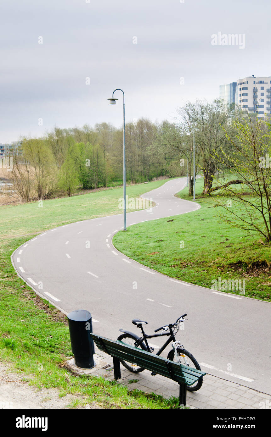 Deserted twisting foot path early in the morning Stock Photo - Alamy