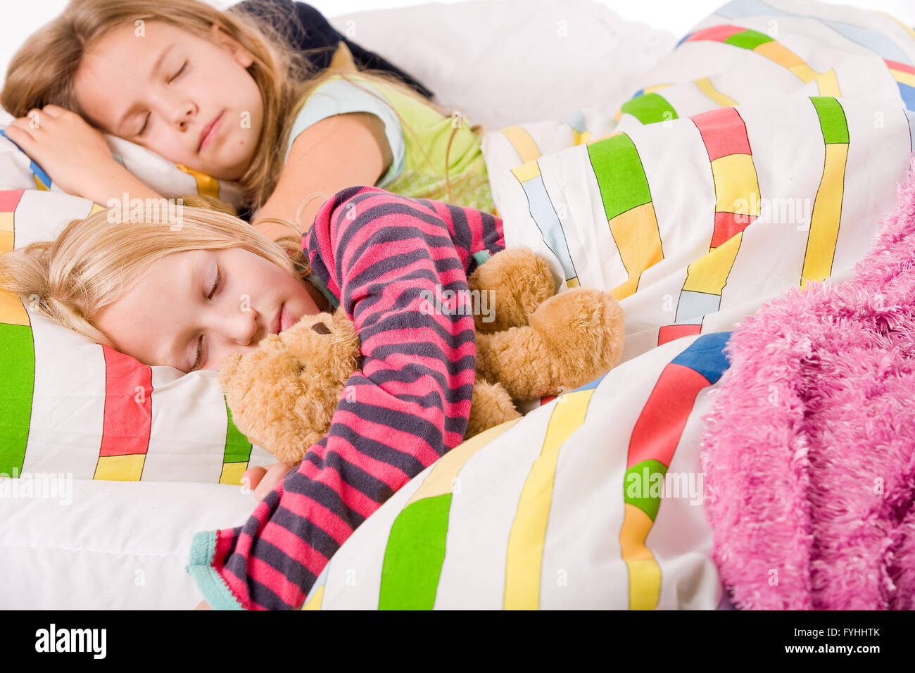 Kids sleeping together hi-res stock photography and images - Alamy