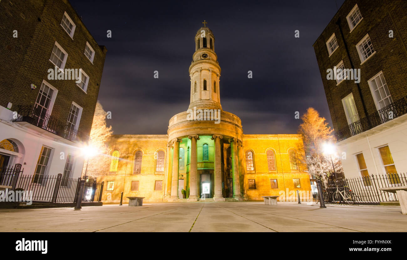 London, England - February 12, 2014: the Georgian portico and tower of ...
