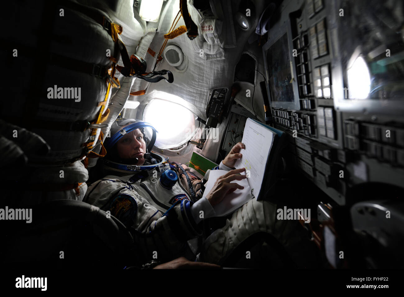 NASA astronaut Shannon Walker on-board the Russian Soyuz TMA-19 ...