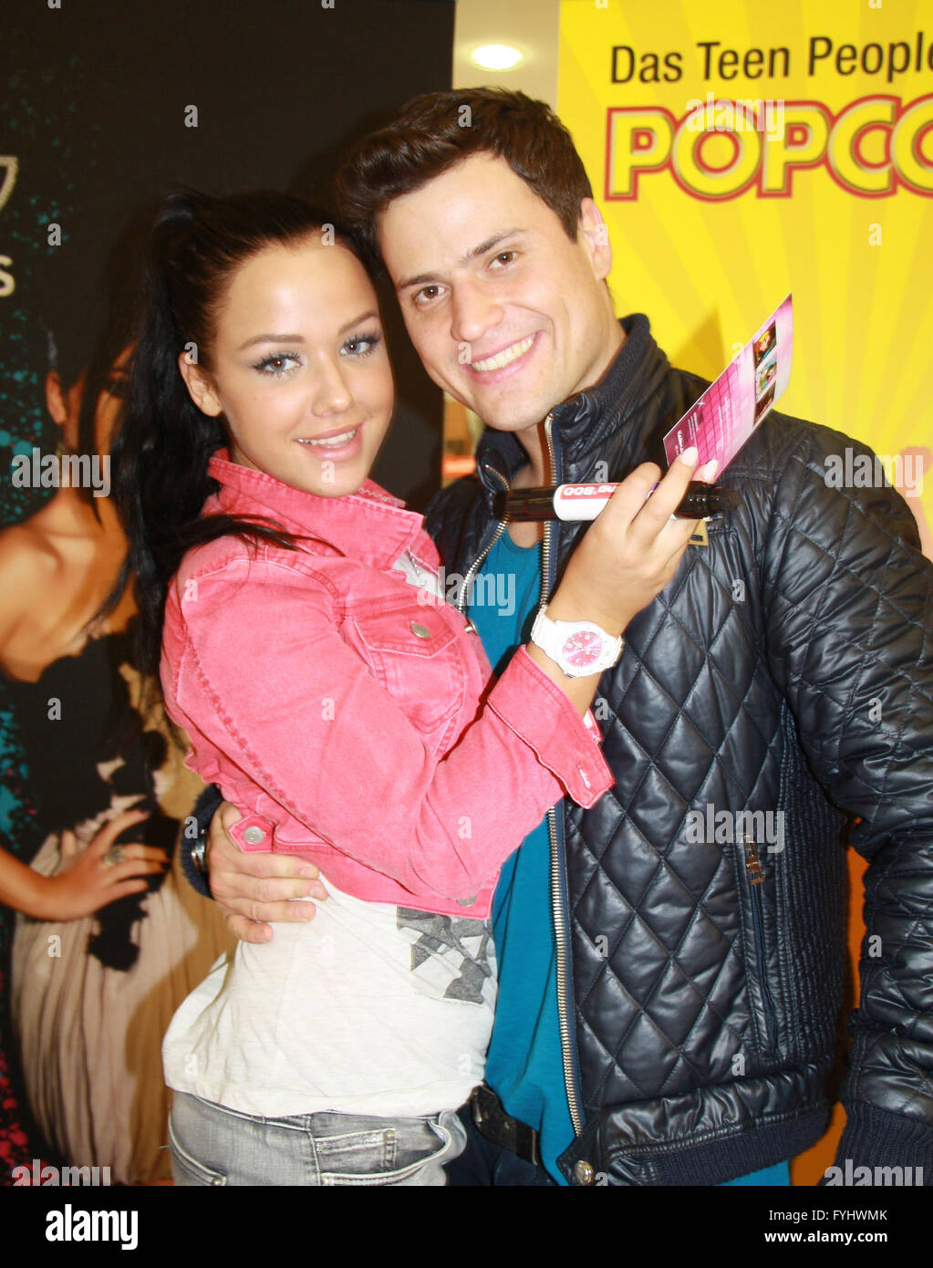 Wife of uwe ochsenknecht hi-res stock photography and images - Alamy