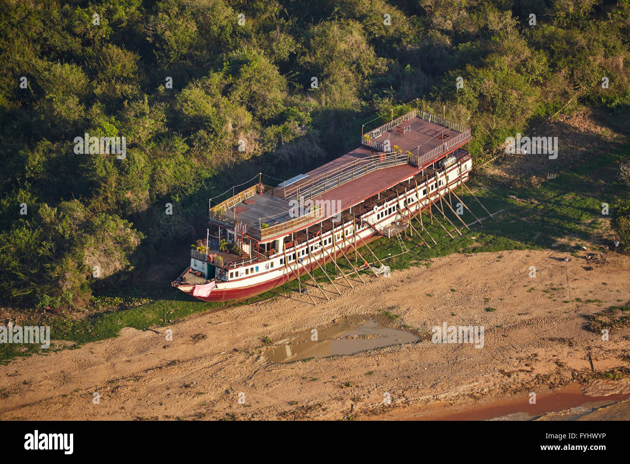 Tara lake hi-res stock photography and images - Alamy