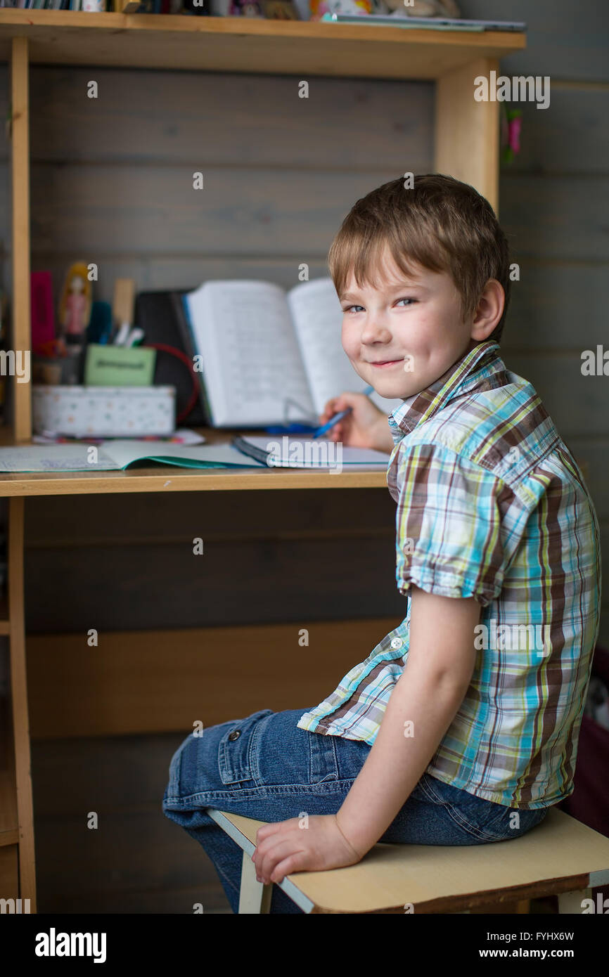 Junior high school student hi-res stock photography and images - Alamy