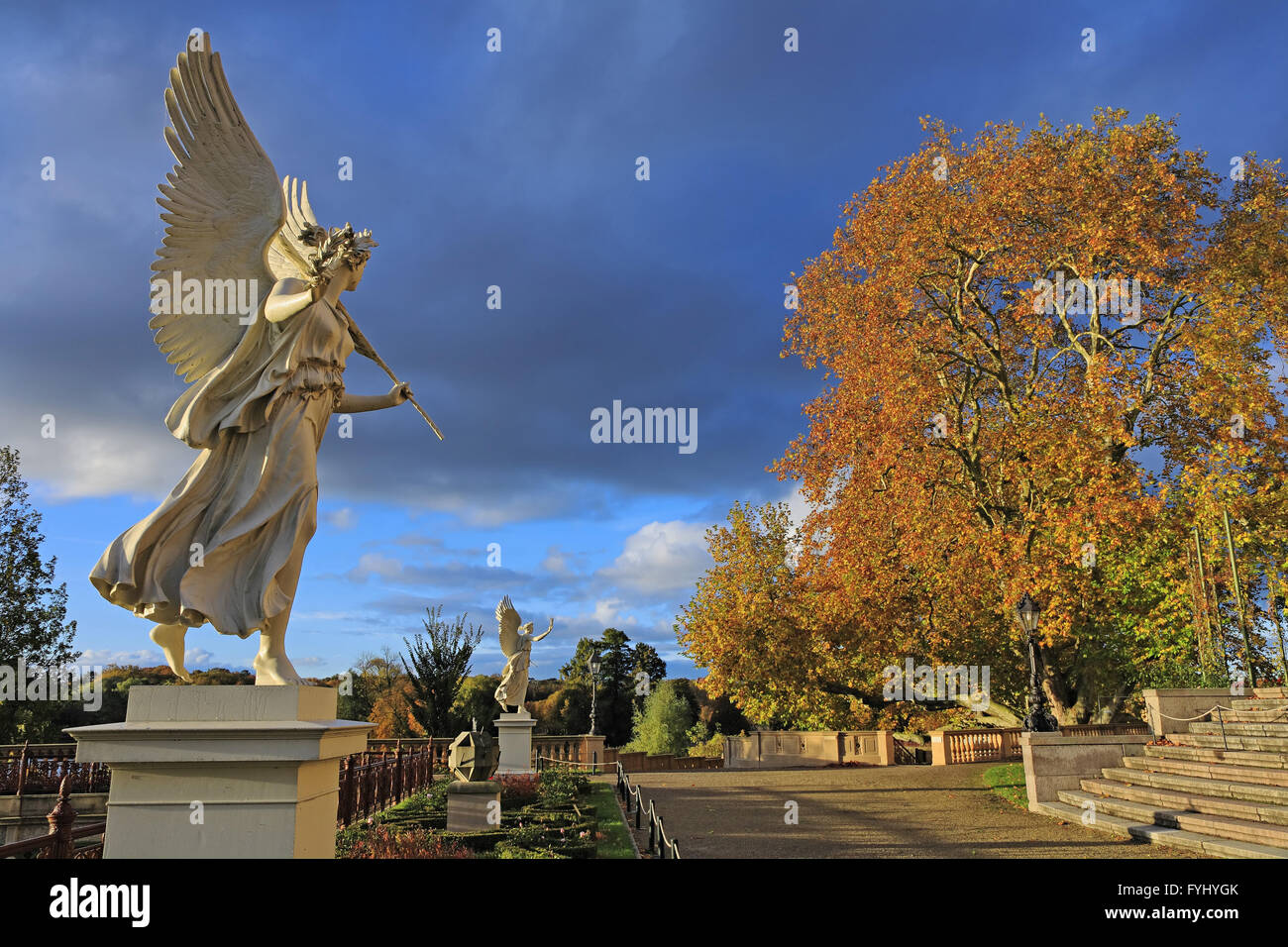 Floating Victoria statue, Schloss Schwerin Palace Stock Photo - Alamy