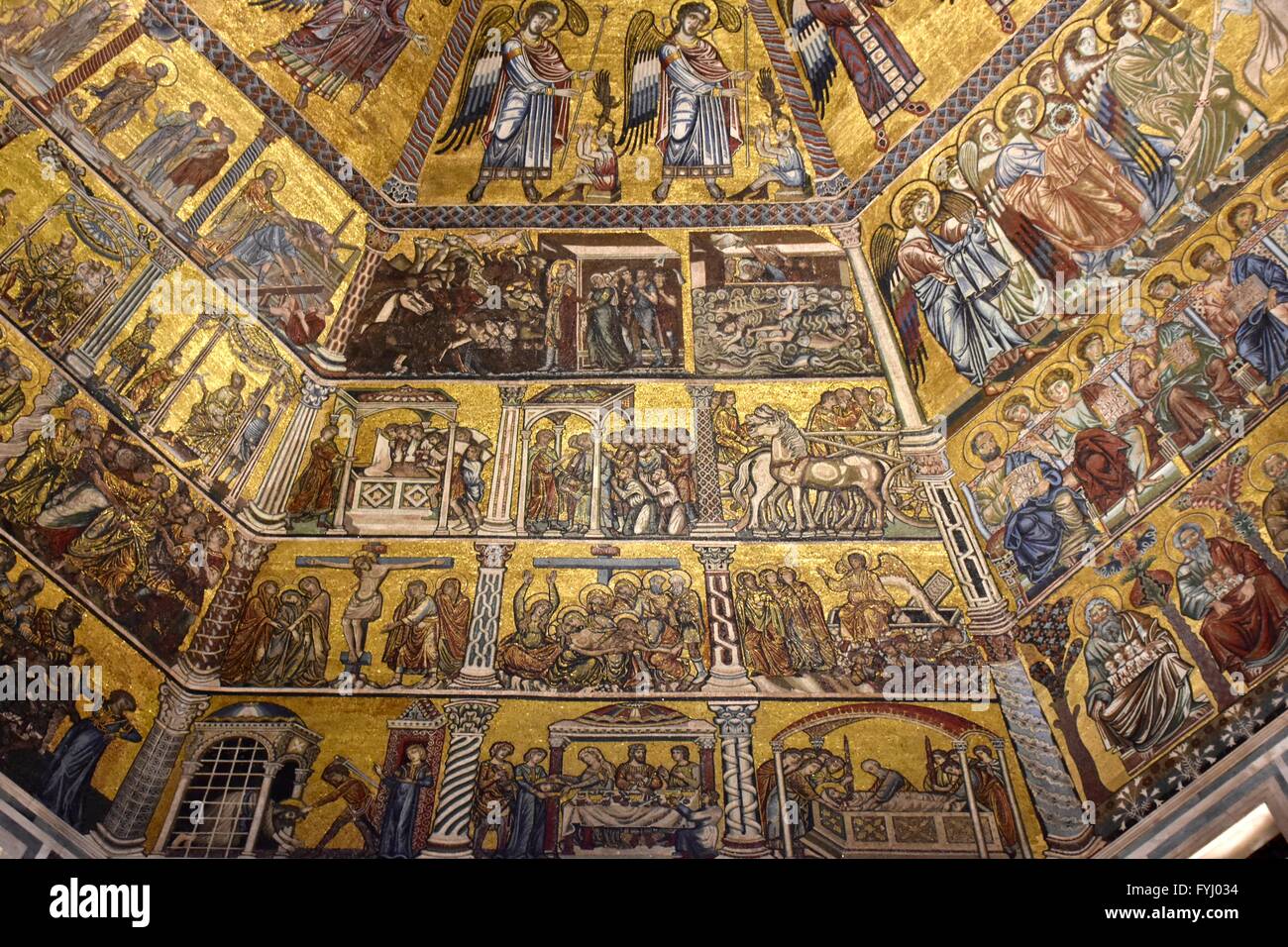 A beautifully designed cathedral ceiling in the heart of Florence Stock ...