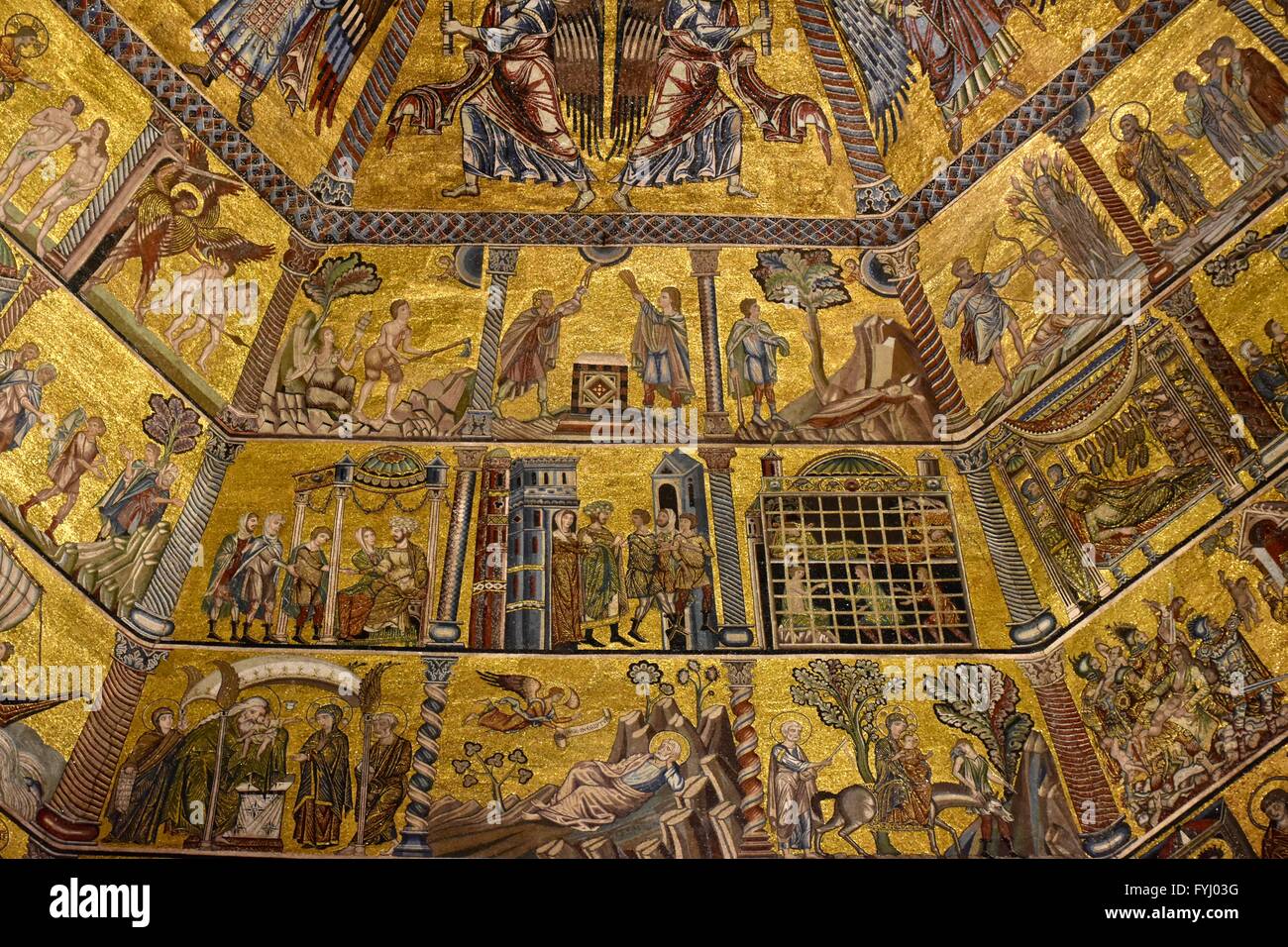 A beautifully designed cathedral ceiling in the heart of Florence Stock ...