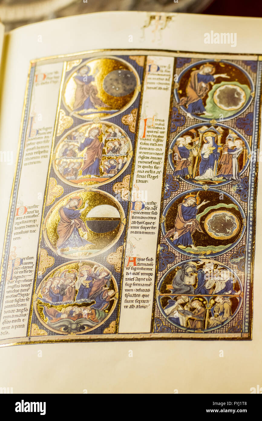 Medieval bible book open hi-res stock photography and images - Alamy