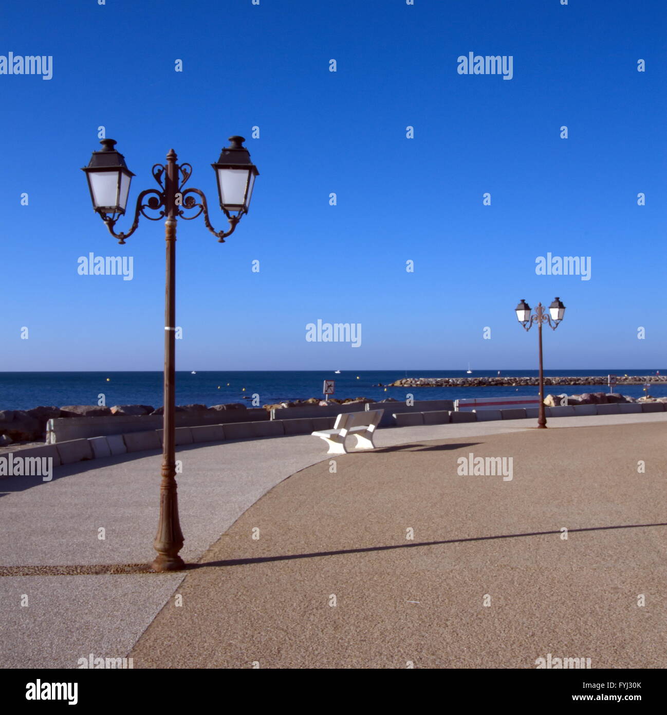 Promenade de la mer hi-res stock photography and images - Alamy