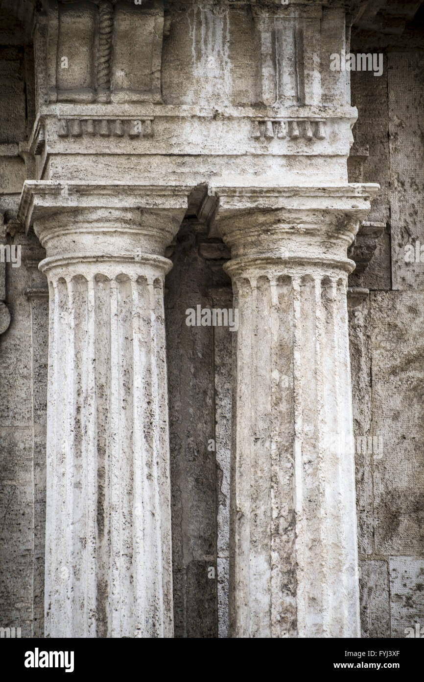 columns, Spanish city of Valencia, Mediterranean architecture Stock ...