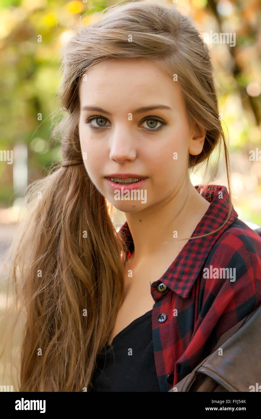 Sturdy nature hi-res stock photography and images - Alamy