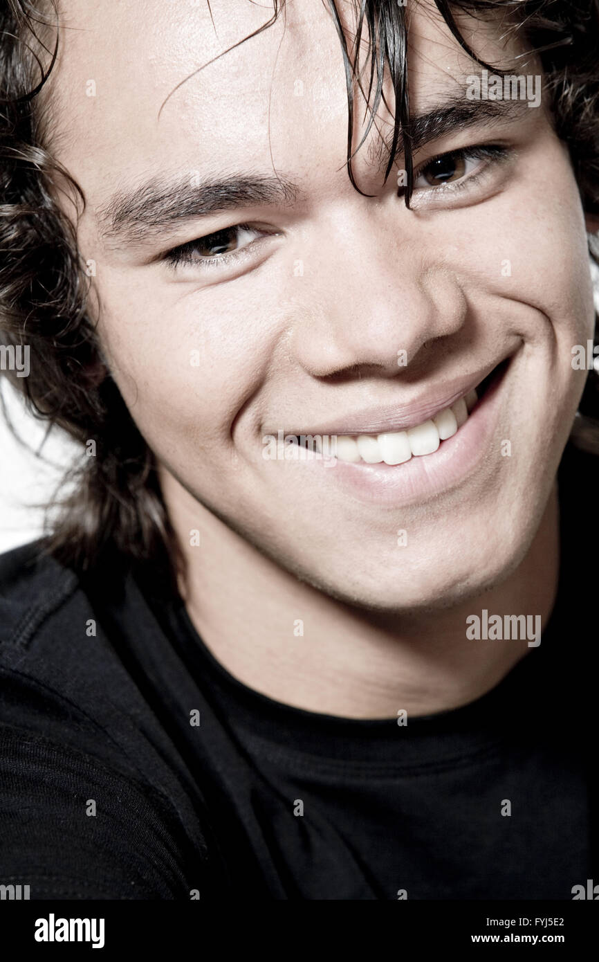 Indonesian face hi-res stock photography and images - Alamy
