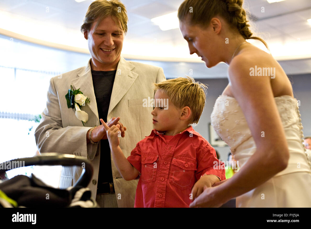 Ring boy hi-res stock photography and images - Alamy