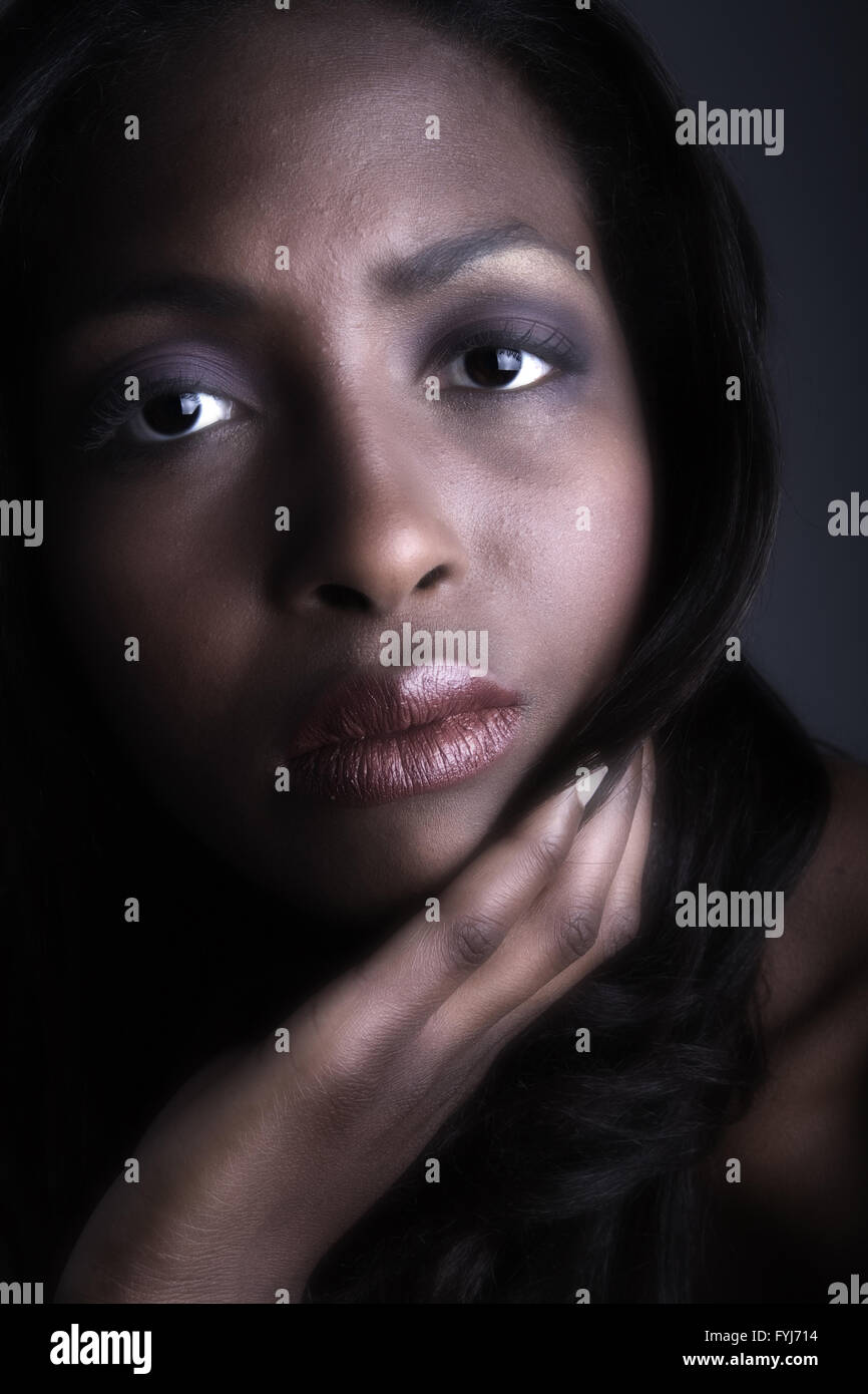 Dark female model hi-res stock photography and images - Alamy
