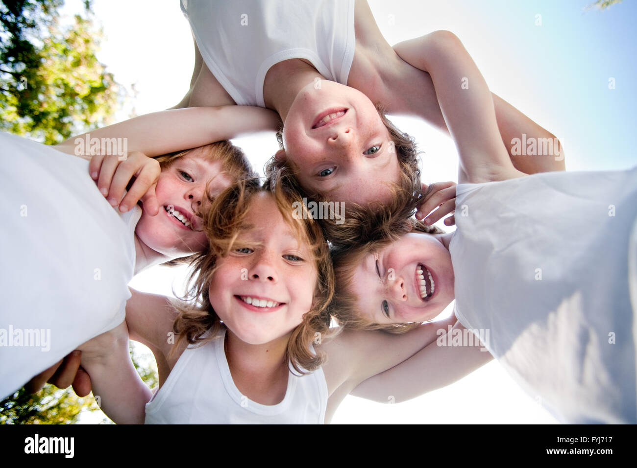 Happy children in nature hi-res stock photography and images - Alamy