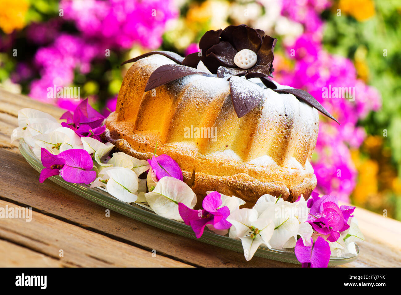 gugelhupf cake on plate Stock Photo - Alamy