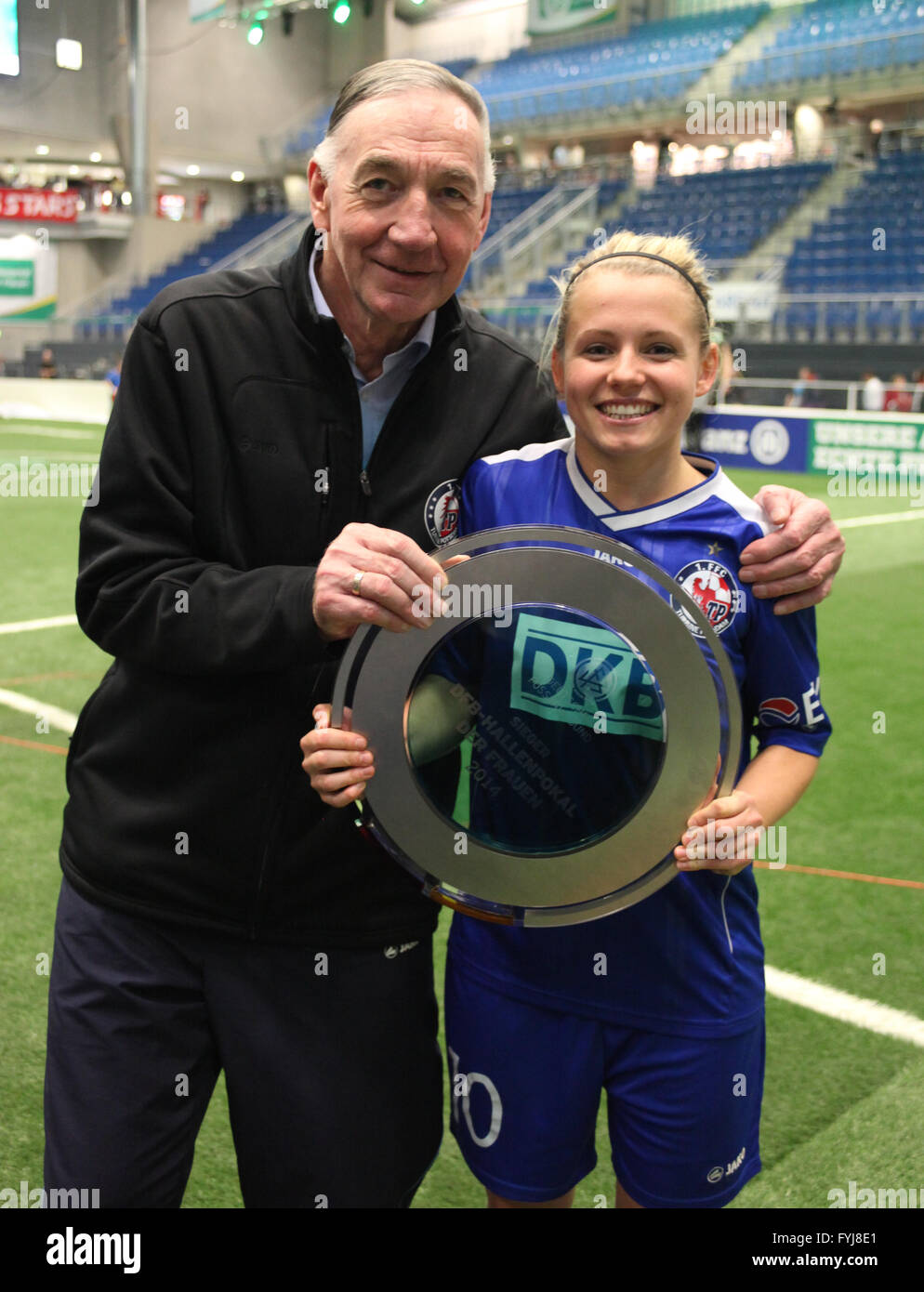 Julia simic hi-res stock photography and images - Alamy