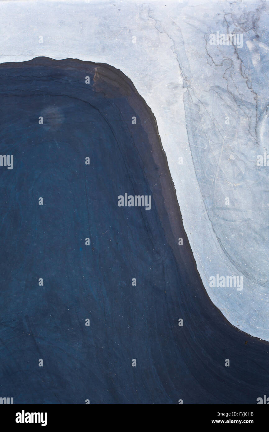 Marble floor wet surface hi-res stock photography and images - Alamy