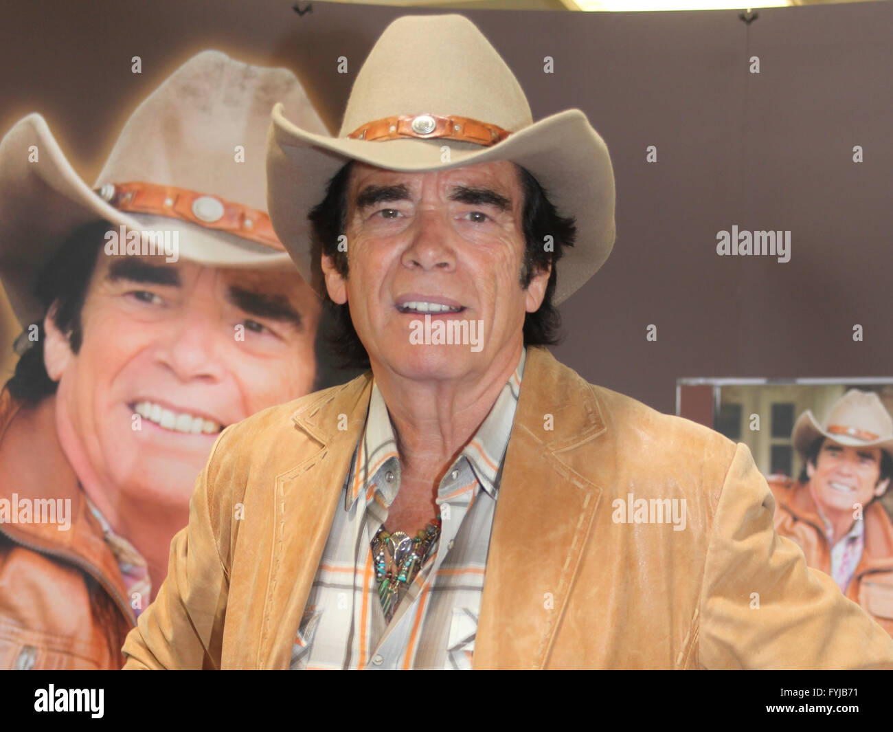 Singer Tom Astor Stock Photo - Alamy