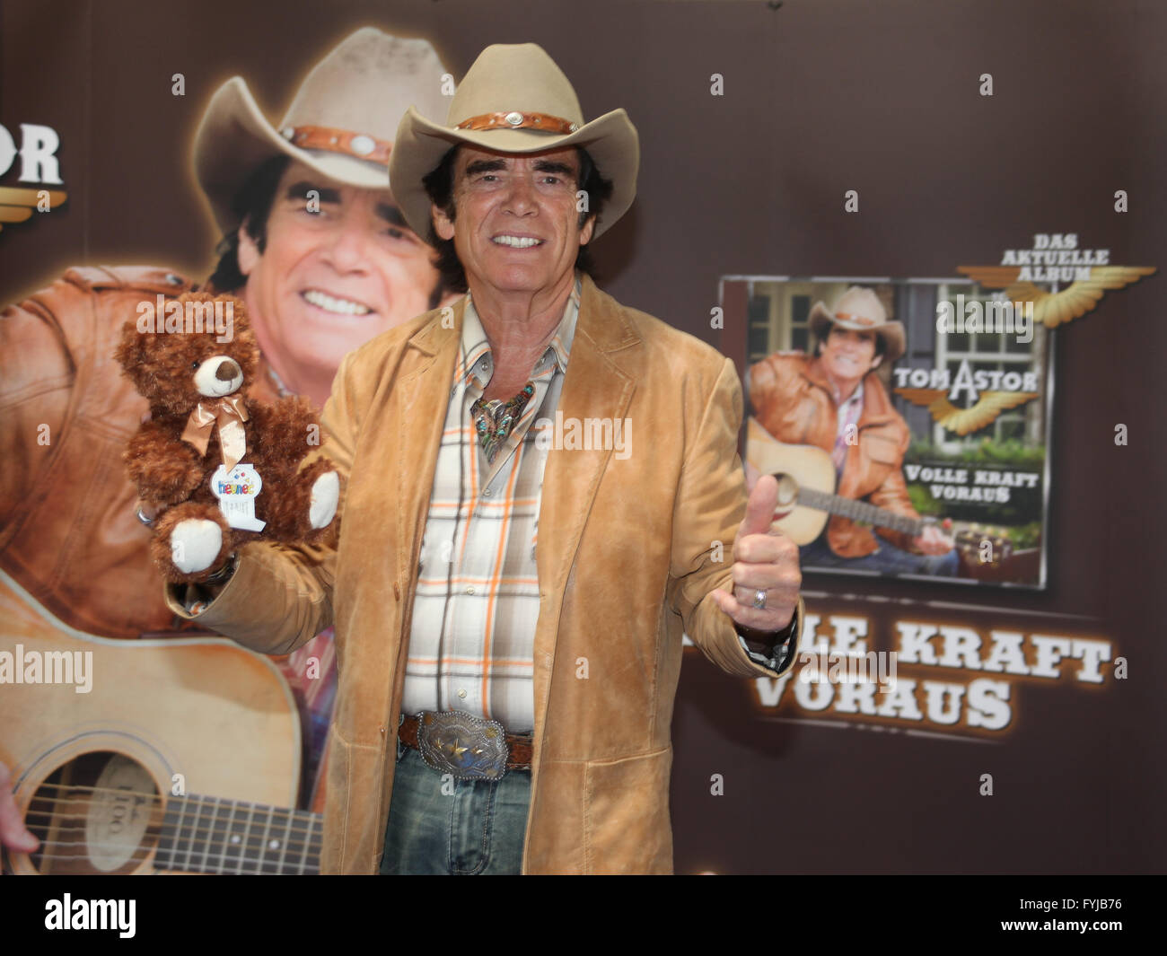 Singer Tom Astor Stock Photo - Alamy