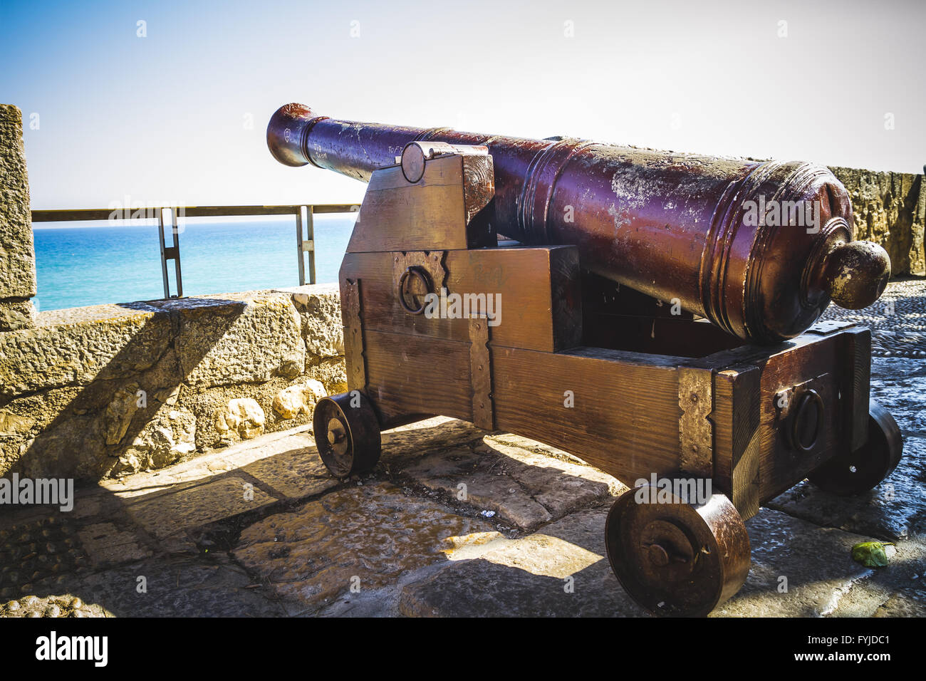 Spanish cannon pointing out to sea fortress Stock Photo - Alamy