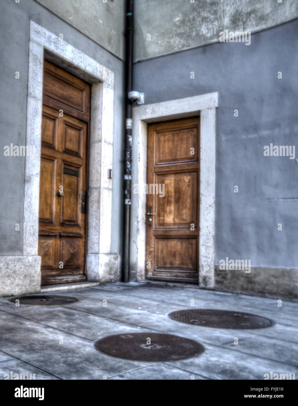 Rustic swiss house hi-res stock photography and images - Alamy