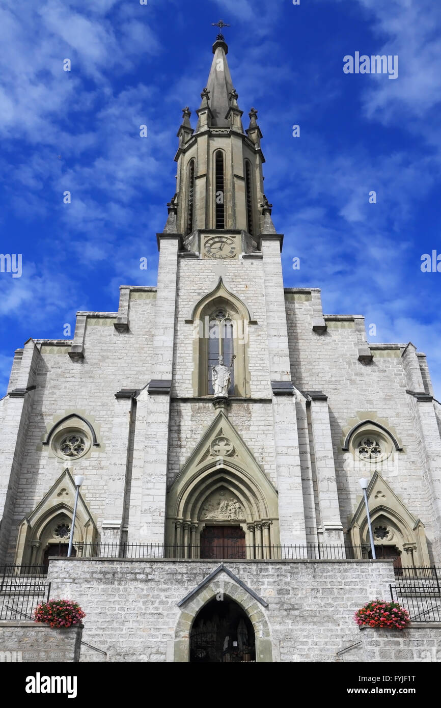 The majestic facade of the Catholic cathedral Stock Photo - Alamy