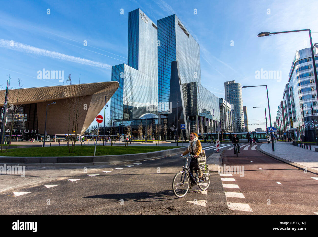 Downtown, skyline of Rotterdam, Delftse Poort office building, the ...
