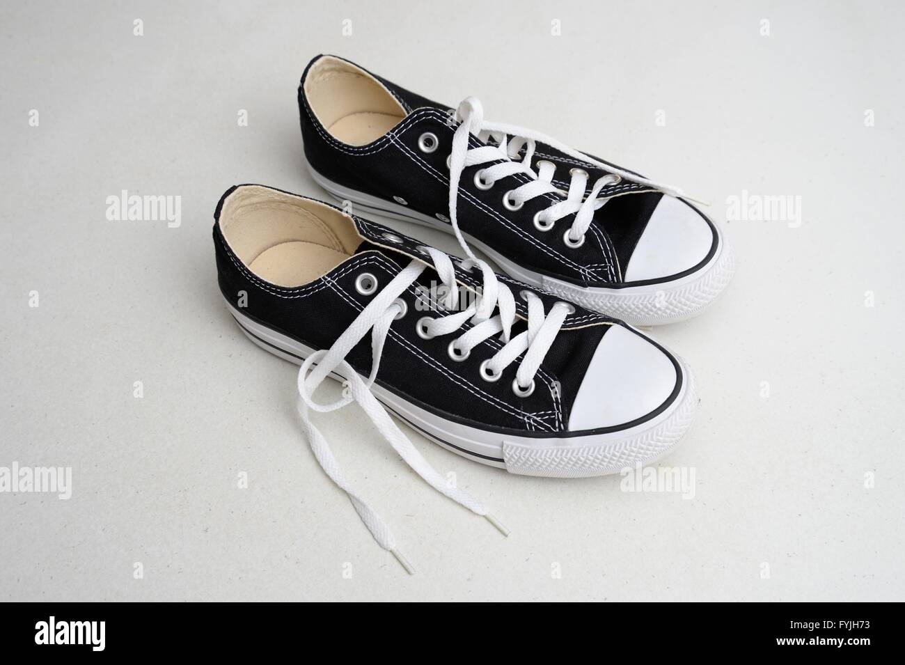 Sports runners isolated on a plain background Stock Photo - Alamy