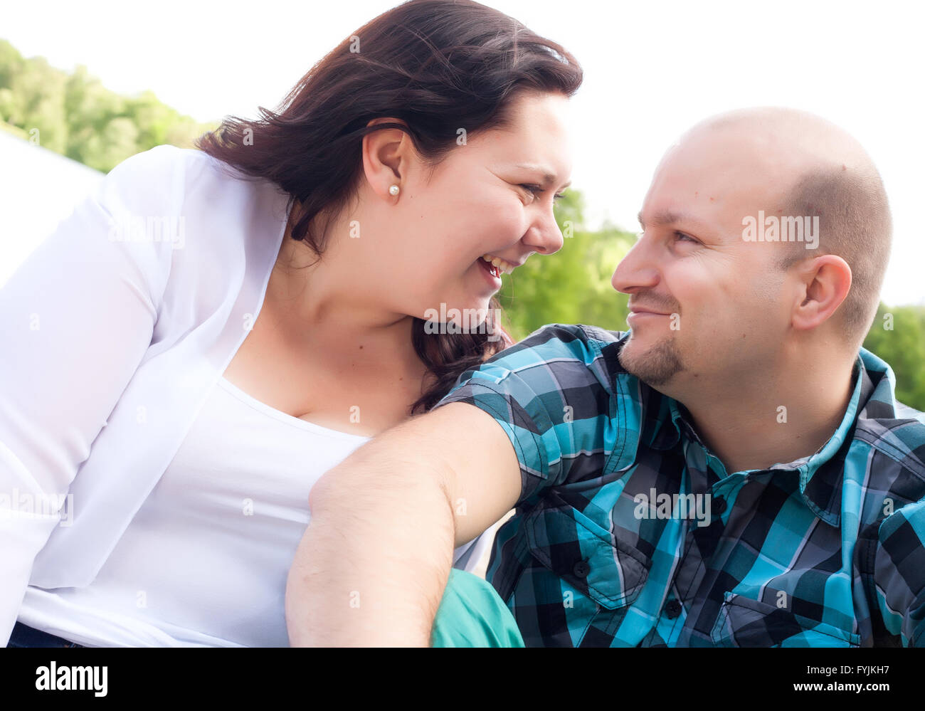 Happy married couple fun hi-res stock photography and images - Alamy
