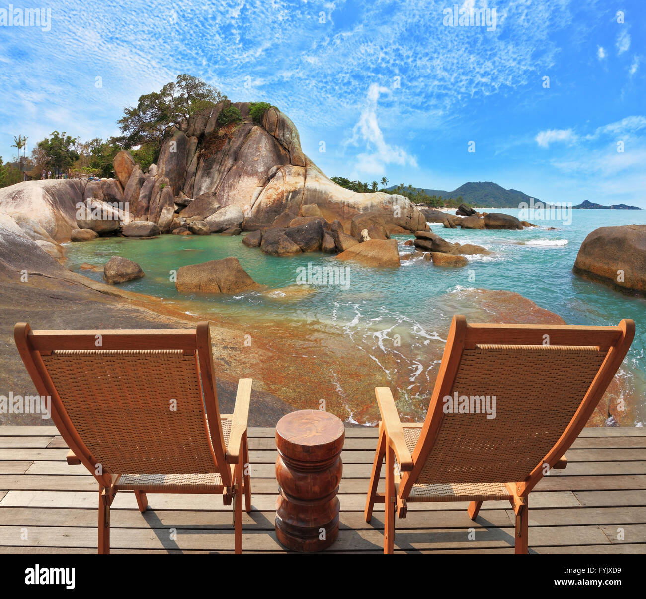 Table hence hi-res stock photography and images - Alamy