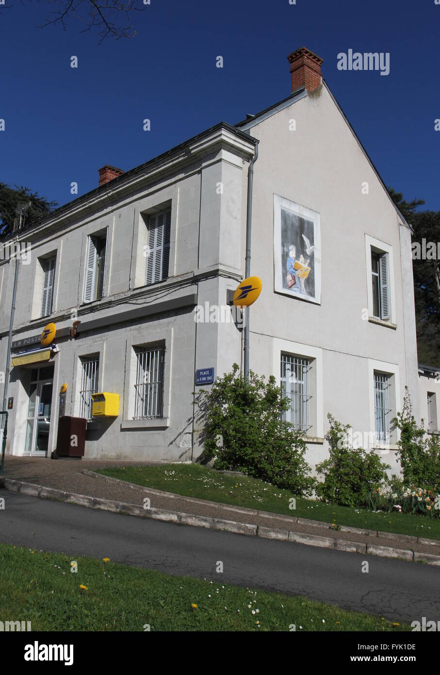 Post office france hi-res stock photography and images - Alamy