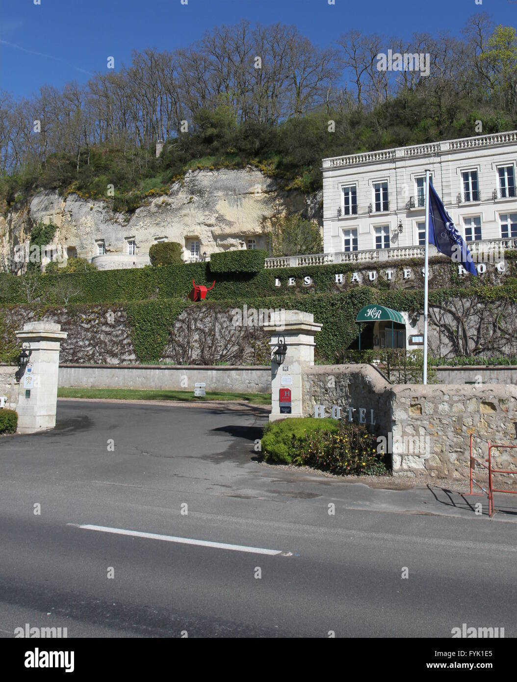 The Hautes Roches troglodyte hotel and restaurant Rochecorbon France ...