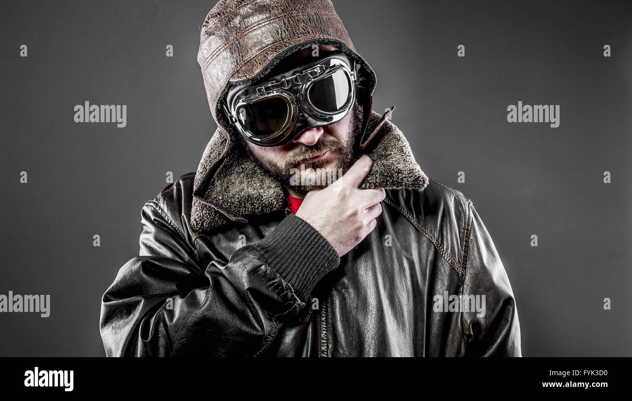 pilot cap and goggles motorcycle vintage style Stock Photo - Alamy