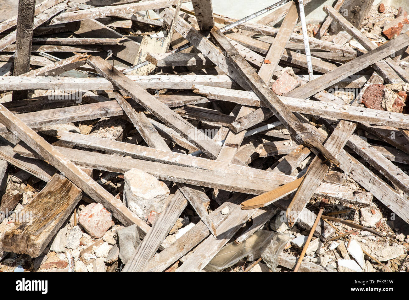 Planks rubble ruins hi-res stock photography and images - Alamy