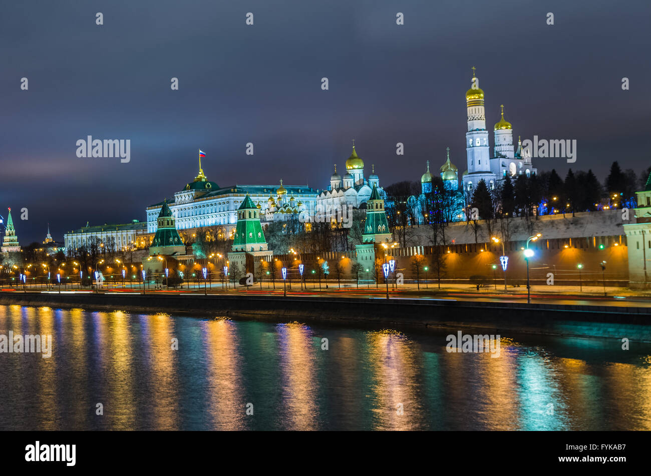Night view on Kremlin castle in Moscow Stock Photo - Alamy