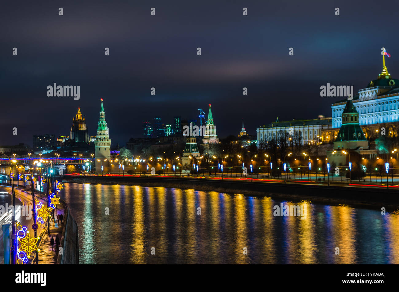 Night view on castle hi-res stock photography and images - Alamy
