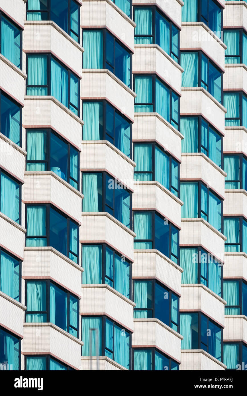 Facade hotel many windows hi-res stock photography and images - Alamy