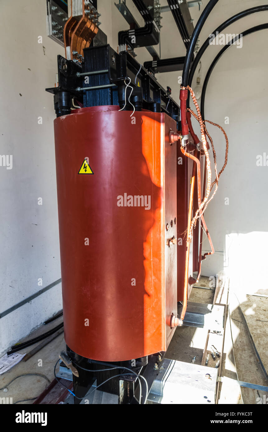 Busbar transformer hi-res stock photography and images - Alamy
