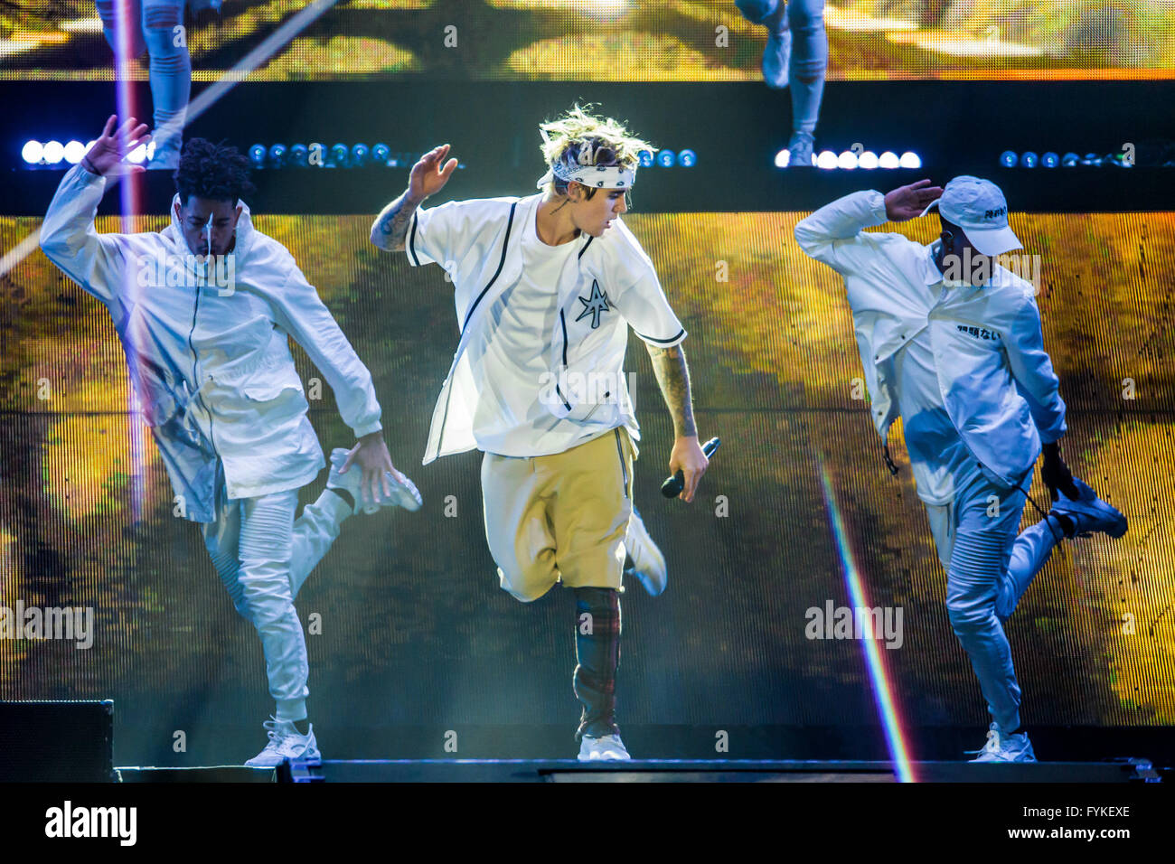 Auburn Hills, Michigan, USA. 25th Apr, 2016. JUSTIN BIEBER performing ...