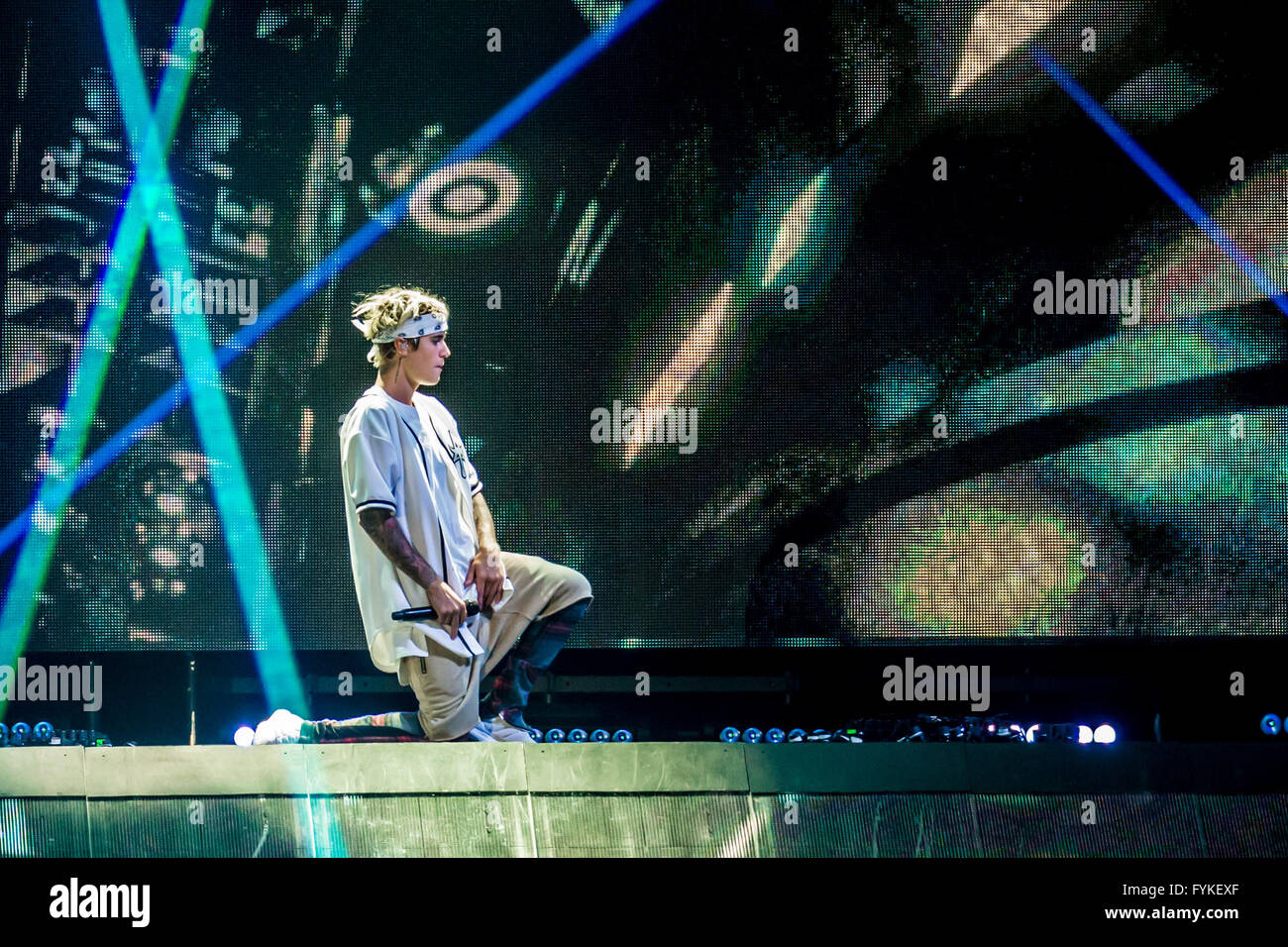 Auburn Hills, Michigan, USA. 25th Apr, 2016. JUSTIN BIEBER performing ...