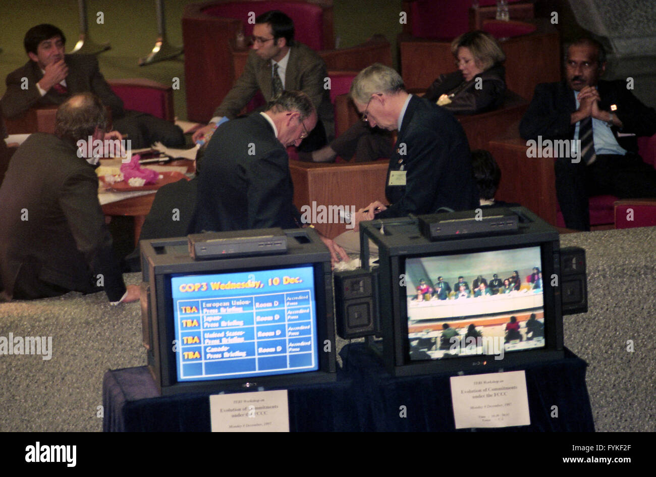 Cop3 kyoto hi-res stock photography and images - Alamy