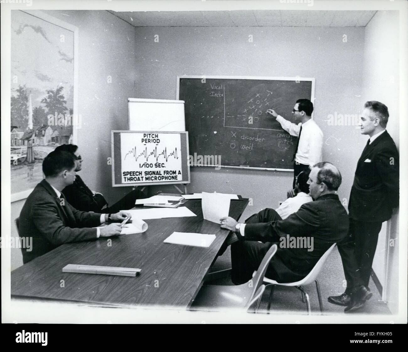 1963 - France CIA speech signal using throat microphone (Credit Image ...