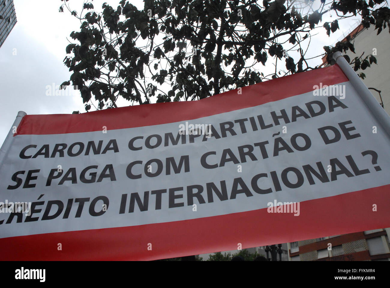 Sao Paulo, Brazil. 27th April, 2016. UBER OF VOTING IN HALL OF SP ...