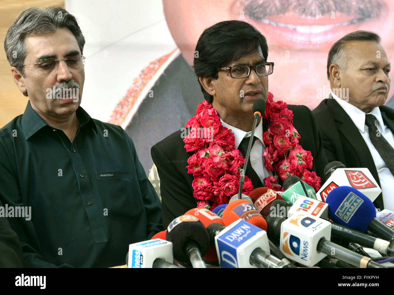 Muttahida Qaumi Movement leader Amir Khan addressing to media persons ...