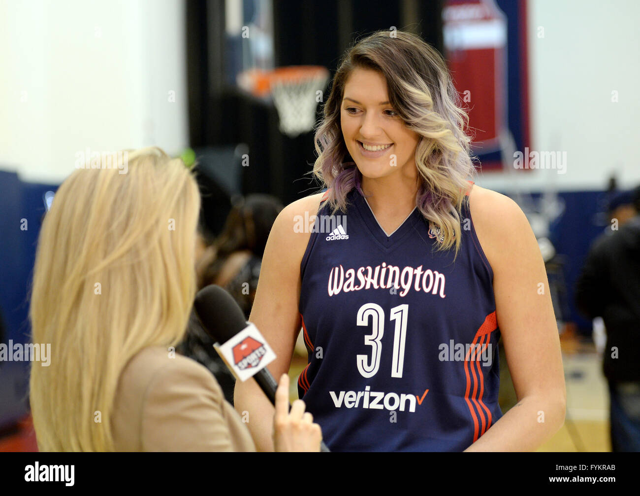 Stefanie dolson hi-res stock photography and images - Alamy