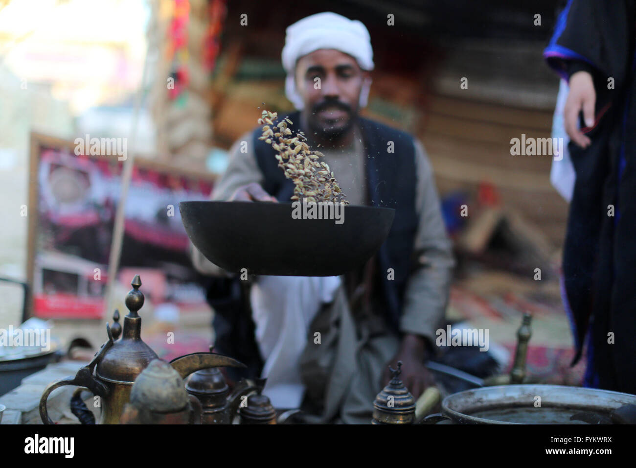 Palestinian man wearing a Palestinian Bedouin dress in Gaza Which ...