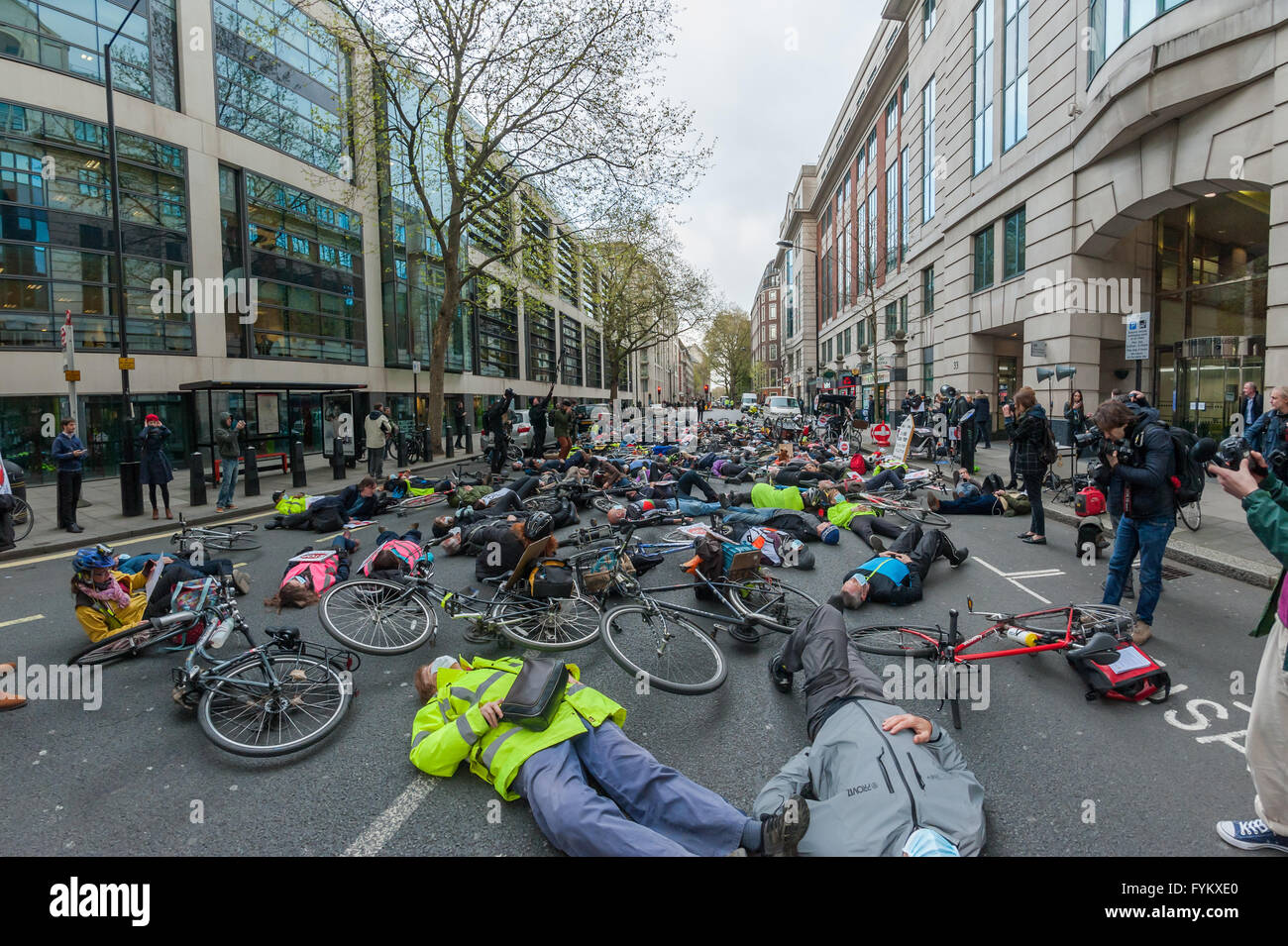 15 minute cycle hi-res stock photography and images - Alamy