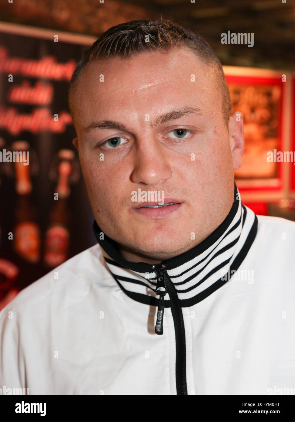Adam Deines (SES Boxing Stock Photo - Alamy
