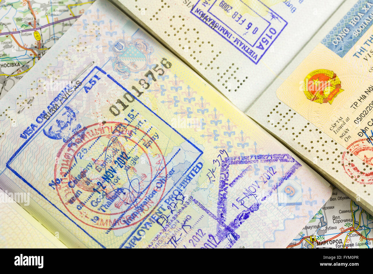 Visa stamp hi-res stock photography and images - Alamy