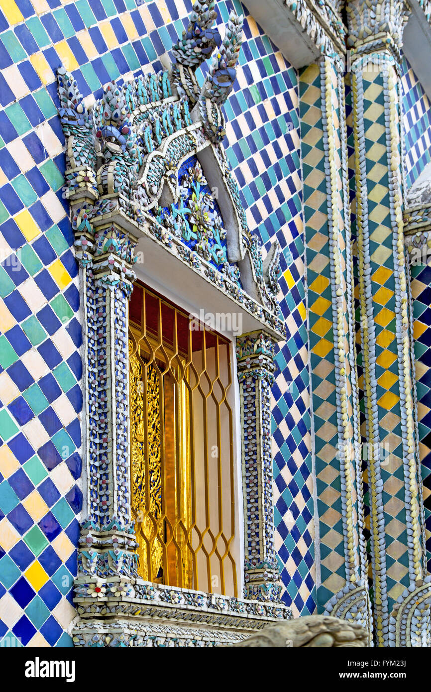 window gold temple bangkok grate blue Stock Photo - Alamy